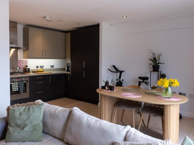Apartment at Oakes Mews, Greater London