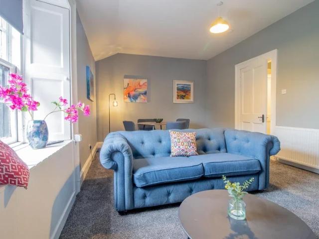Apartment at Oakfield Avenue, Glasgow