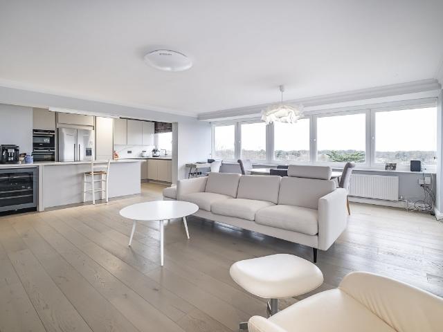 Apartment at Oakfield, Greater London