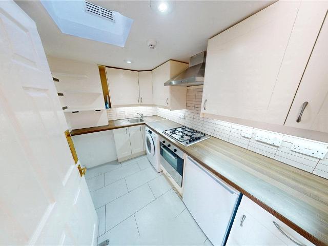Apartment at Oakfield Road, Bristol