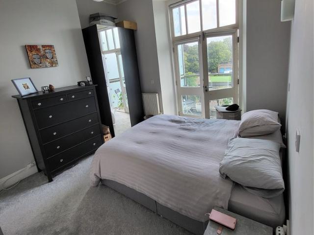 Apartment at Oakfield Road, Bristol