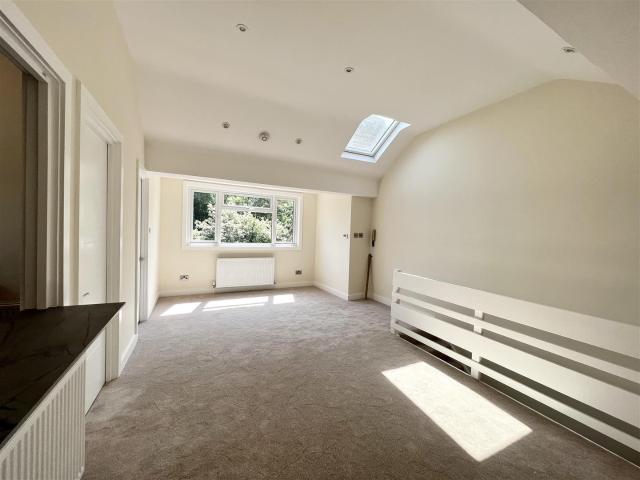 Apartment at Oakfield Road, Greater London
