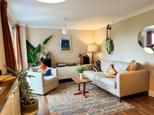 Apartment at Oakfield Road, Greater London