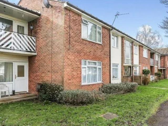 Apartment at Oakham Way, Metropolitan Borough of Solihull