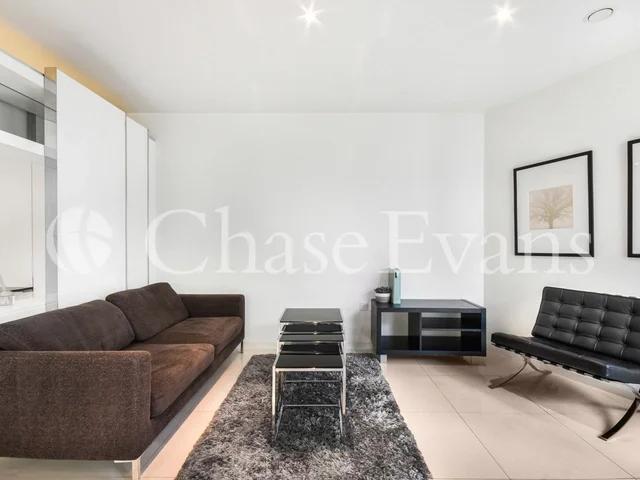 Apartment at Oakland Quay, Greater London