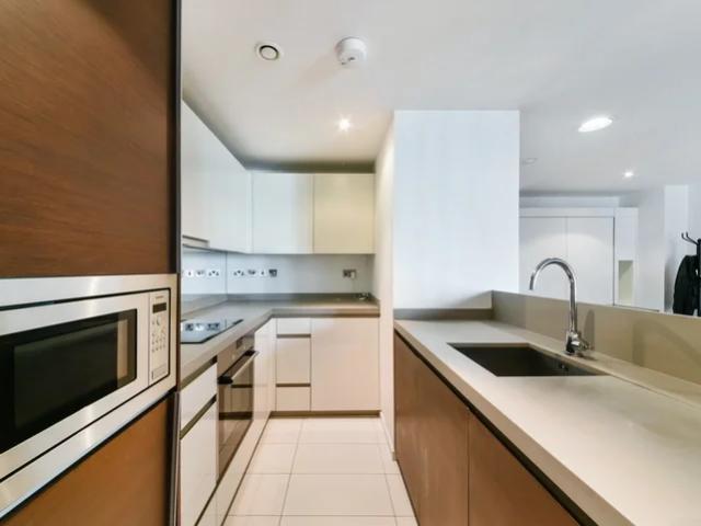 Apartment at Oakland Quay, Greater London