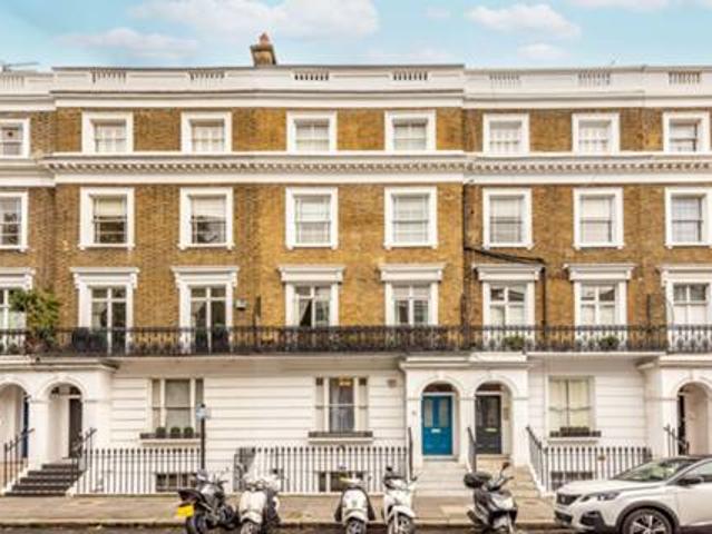 Apartment at Oakley Street, Greater London