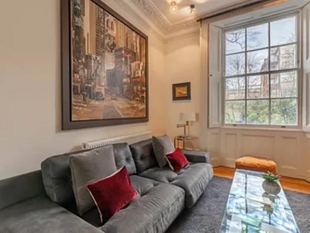 Apartment at Oakley Street, Greater London