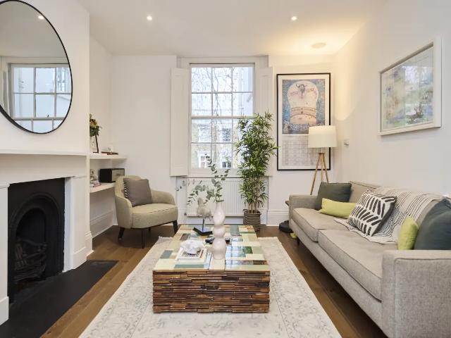 Apartment at Oakley Street, Greater London