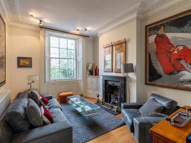Apartment at Oakley Street, Greater London
