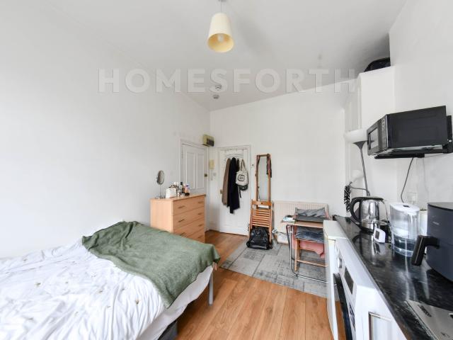 Apartment at Oakley Square, Greater London