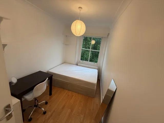 Apartment at Oakley Square, Greater London
