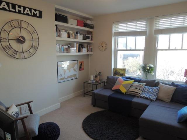 Apartment at Oakmead Road, Greater London