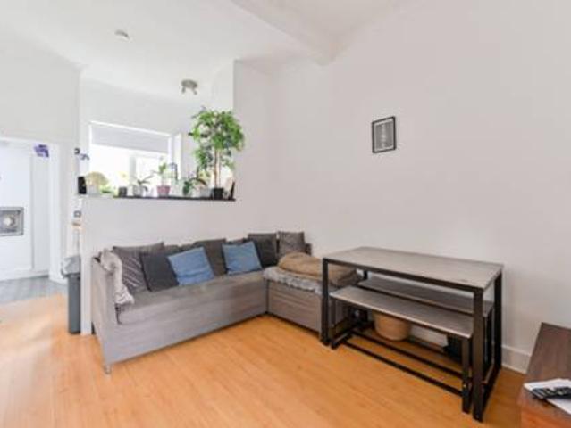 Apartment at Oberstein Road, Greater London