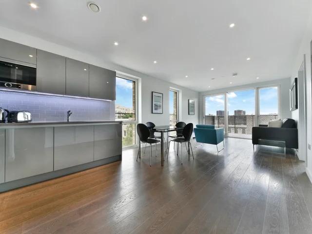 Apartment at O'Callaghan Way, Greater London