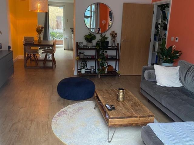 Apartment at Occupation Road, Greater London