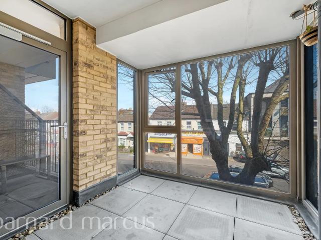 Apartment at Ockley Road, Greater London