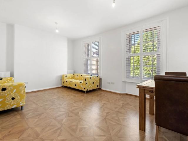 Apartment at Offord Road, Greater London