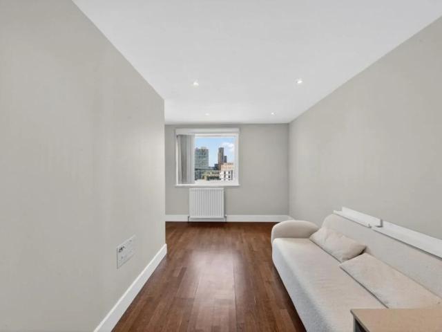 Apartment at Old Castle Street, Greater London
