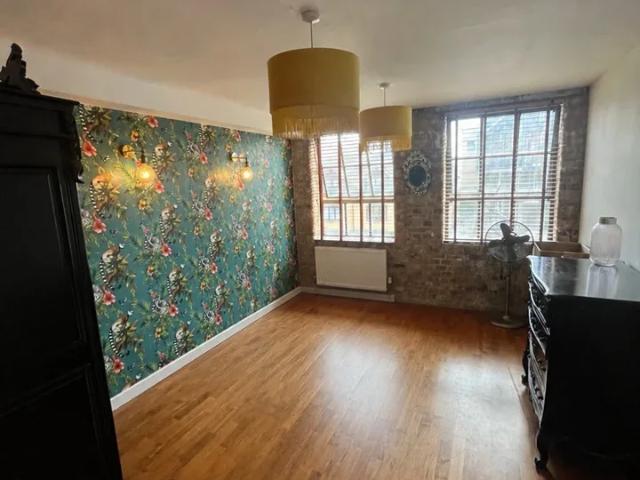 Apartment at Old Ford Road, Greater London