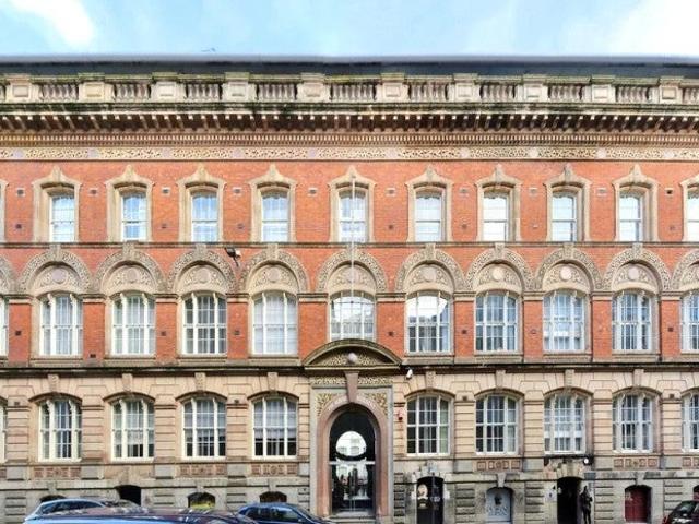 Apartment at Old Hall Street, Liverpool