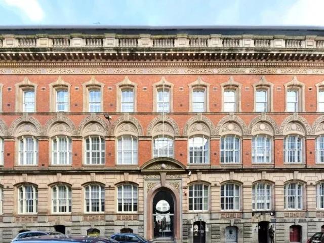 Apartment at Old Hall Street, Liverpool