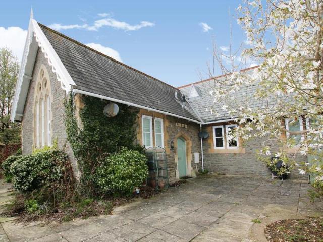 Apartment at Old School Close, Churchill