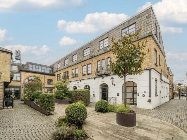 Apartment at Old Town, Greater London