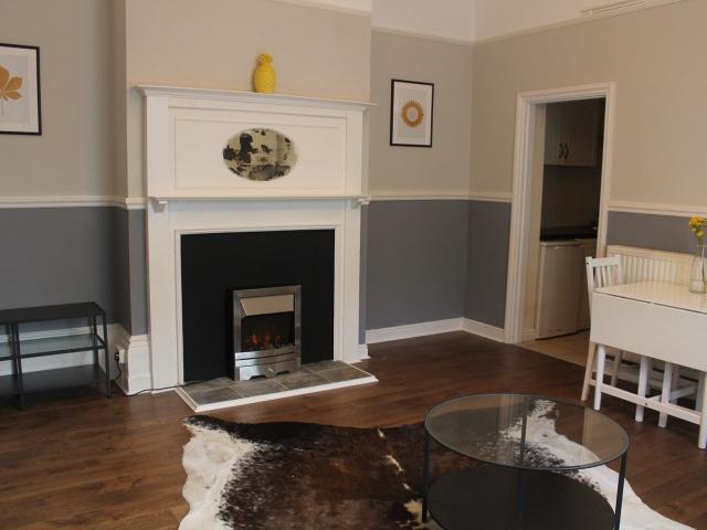Apartment at Old Warwick Road, Metropolitan Borough of Solihull