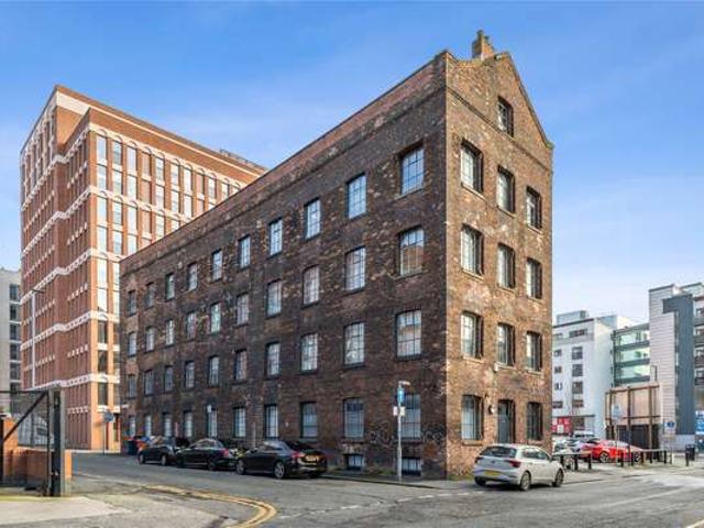 Apartment at Oldham Road, Manchester