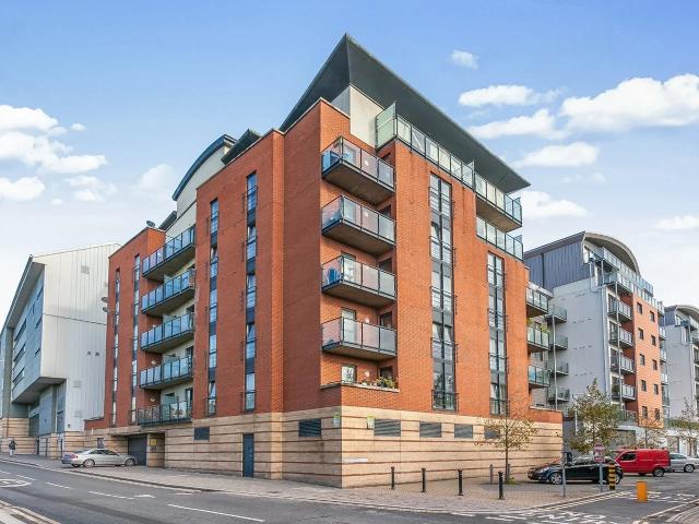 Apartment at Oliver Road, Greater London