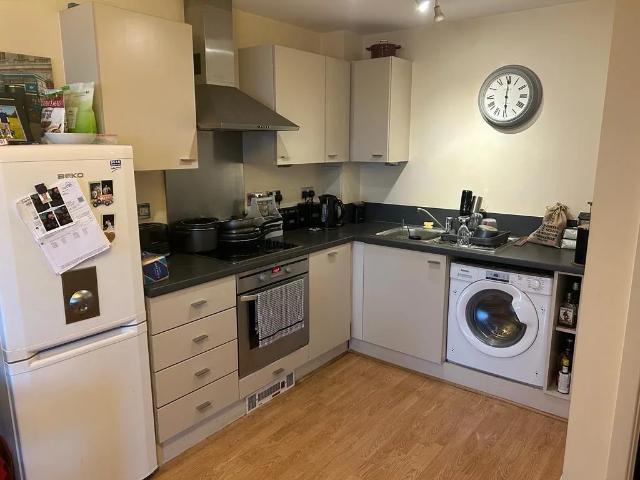 Apartment at Oliver Road, Greater London
