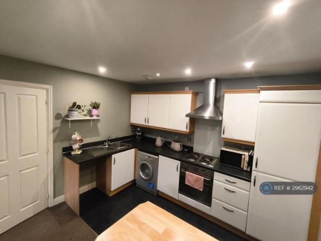 Apartment at Olsen Rise, Lincoln