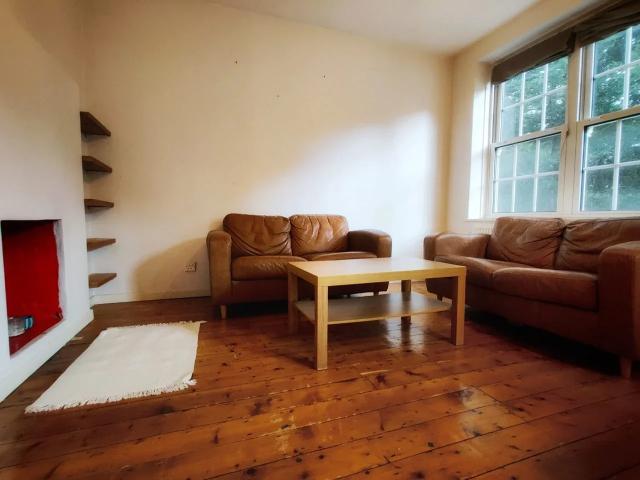 Apartment at Opal Street, Greater London