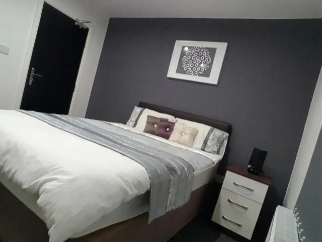Room at Ordnance Road, Coventry