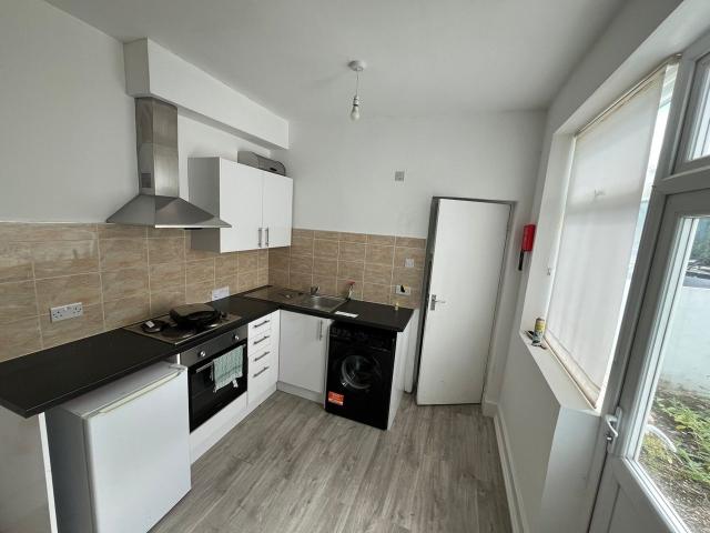 Apartment at Ordnance Road, Greater London