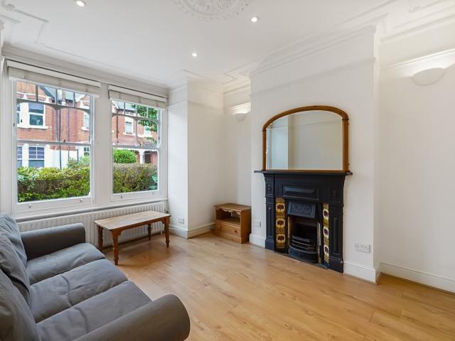 Apartment at Ormiston Grove, Greater London