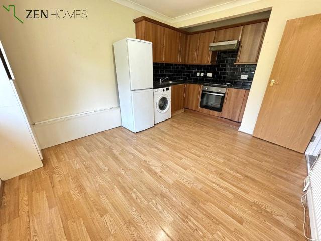 Apartment at Orpington Gardens, Greater London