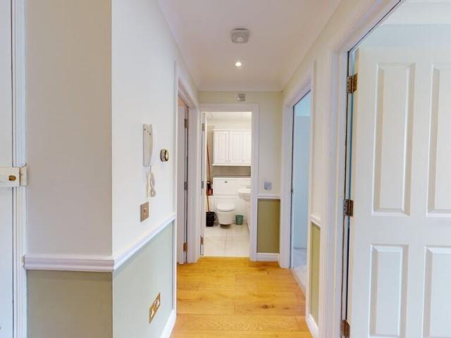 Apartment at Orsett Terrace, City of Westminster