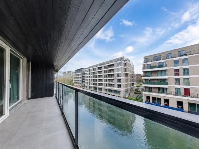 Apartment at Orsman Road, Greater London