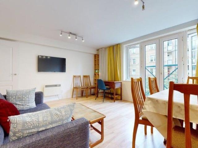 Apartment at Oswin Street, Greater London