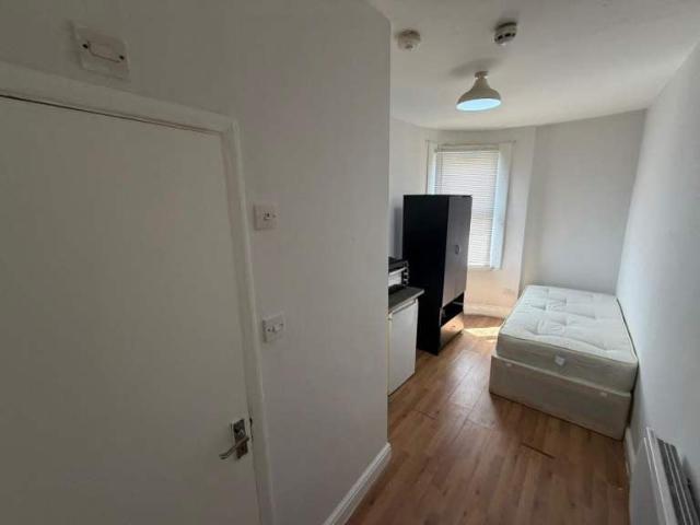 Apartment at Osborn Terrace, Greater London