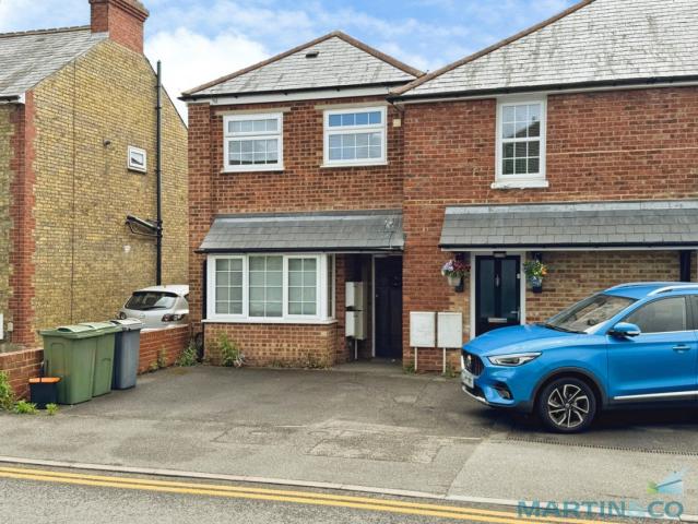 Apartment at Osborne Road, Ashford