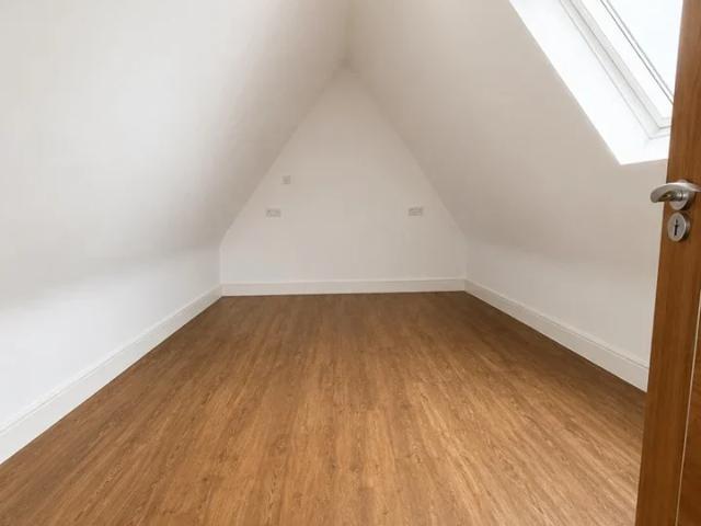 Apartment at Osborne Road, Greater London