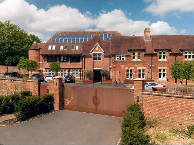 Apartment at Osney Mead, Oxford