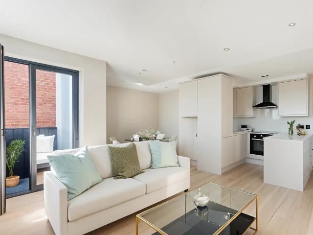 Apartment at Osprey Close, Greater London