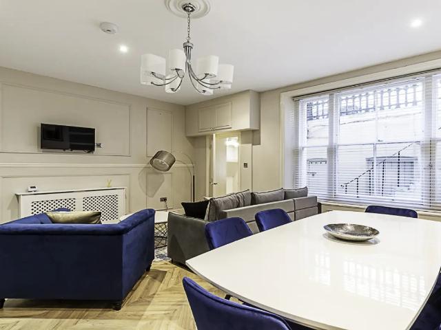Apartment at Ossington Street, City of Westminster
