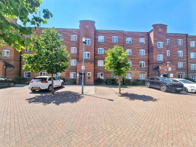 Apartment at Otter Close, Greater London