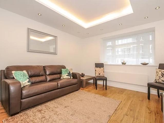 Apartment at Outer Circle, City of Westminster