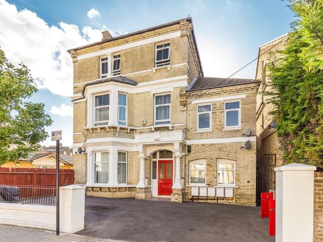 Apartment at Ouseley Road, Greater London